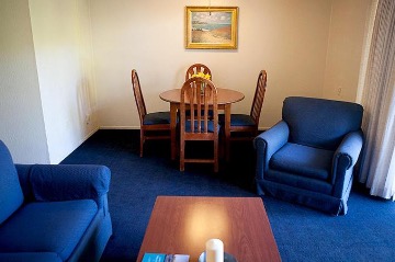 Coral Reef Inn & Suites – USA | RapidHotels